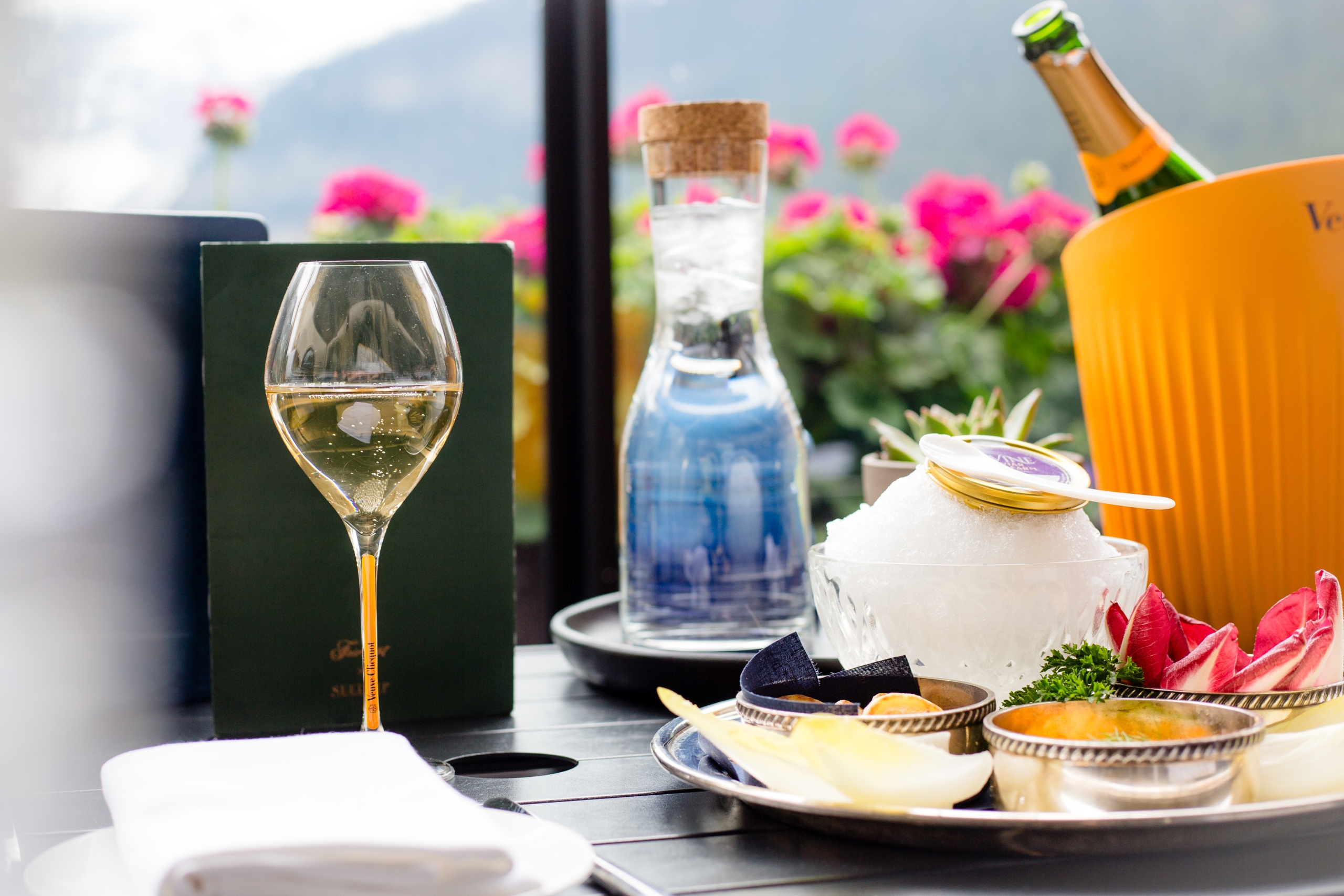 A New Way to Après Lakeside: Introducing Champagne & Caviar at Lakeview ...